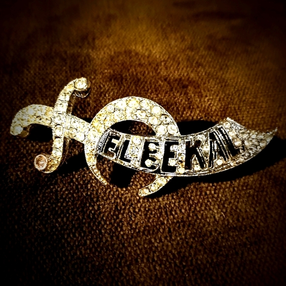 Mason | Jewelry | Masonic Shriners Sword Crescent Moon Pin Vtg | Poshmark